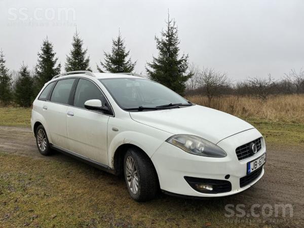 White Fiat Croma 2009 in Daugavpils, with an engine capacity of 1.90 L and mileage of 237 thousand km for 1100 €, photo 2 on AUTOMOTO.COM.LV