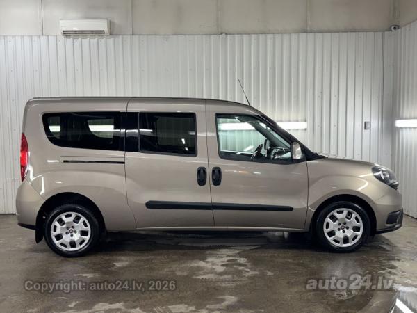 Beige Fiat Doblo 2022 in Tallinn, with an engine capacity of 1.60 L and mileage of 52 thousand km for 16900 €, photo 2 on AUTOMOTO.COM.LV
