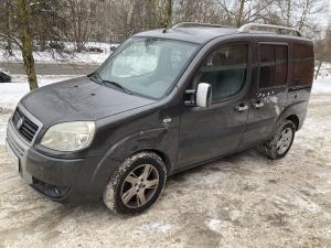 Black Fiat Doblo 2007 in Vilnius, with an engine capacity of 1.40 L and mileage of 194 thousand km for 2500 €, photo 4 on AUTOMOTO.COM.LV