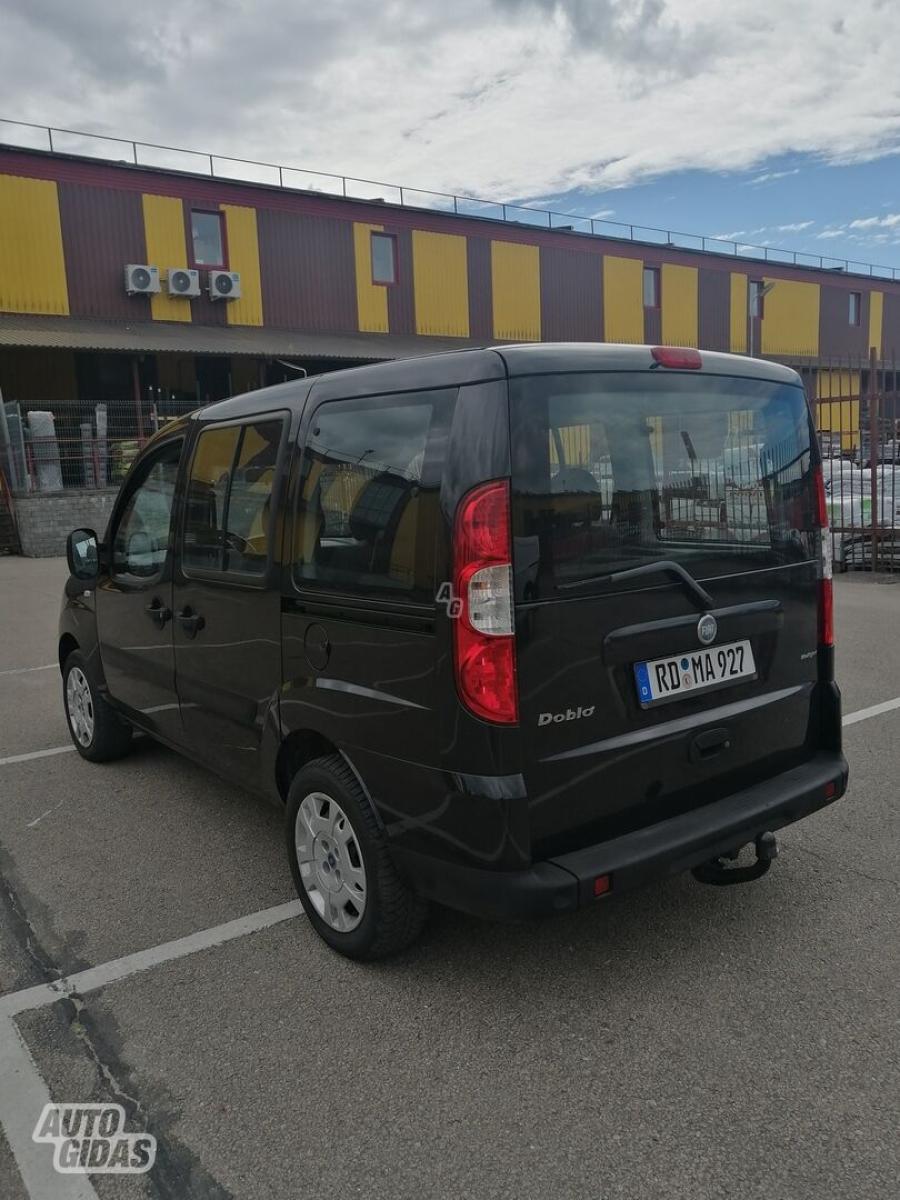 Black Fiat Doblo 2006 in Silute, with an engine capacity of 1.90 L and mileage of 280 thousand km for 2450 €, photo 10 on AUTOMOTO.COM.LV