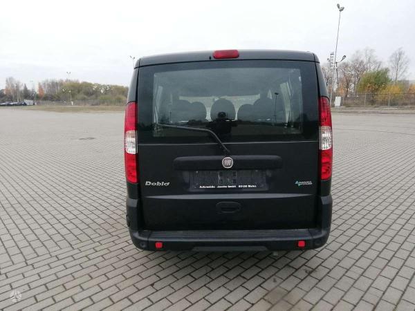 Black Fiat Doblo 2009 in Marijampole, with an engine capacity of 1.60 L and mileage of 163 thousand km for 2799 €, photo 3 on AUTOMOTO.COM.LV