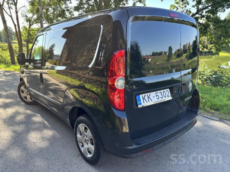 Melns Fiat Doblo 2010 Bauska, ar dzinēja tilpumu 1.30 L un nobraukumu 360 tūkst. km par 2500 €, foto 5 vietnē AUTOMOTO.COM.LV