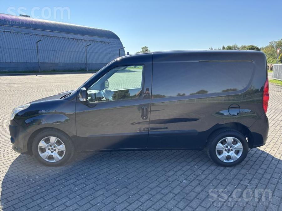 Melns Fiat Doblo 2010 Bauska, ar dzinēja tilpumu 1.30 L un nobraukumu 360 tūkst. km par 2500 €, foto 14 vietnē AUTOMOTO.COM.LV