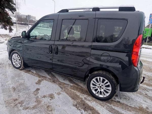 Black Fiat Doblo 2014 in Marijampole, with an engine capacity of 1.96 L and mileage of 265 thousand km for 4300 €, photo 9 on AUTOMOTO.COM.LV