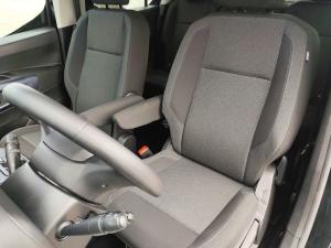 Black Fiat Doblo 2023 in Ramuciai, with an engine capacity of 0.00 L and mileage of 4 thousand km for 17950 €, photo 18 on AUTOMOTO.COM.LV