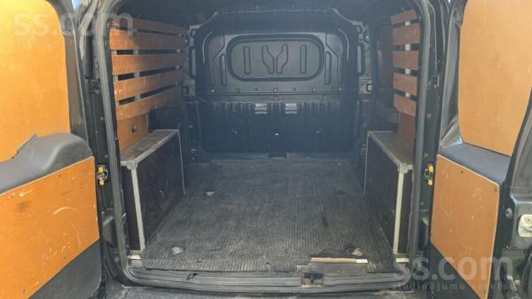 Black Fiat Doblo 2010 in Riga, with an engine capacity of 1.30 L and mileage of 360 thousand km for 1750 €, photo 6 on AUTOMOTO.COM.LV