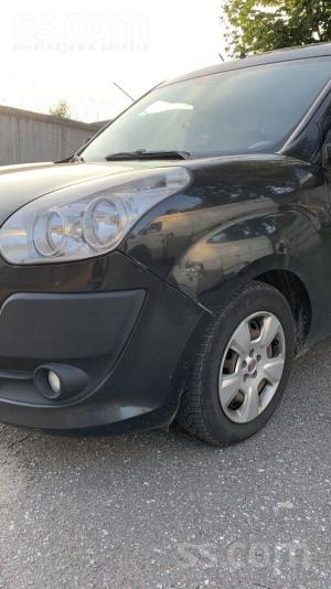 Melns Fiat Doblo 2010 Rīga, ar dzinēja tilpumu 1.30 L un nobraukumu 360 tūkst. km par 1750 €, foto 12 vietnē AUTOMOTO.COM.LV