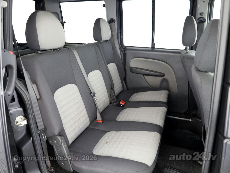 Melns Fiat Doblo 2008 Tallina, ar dzinēja tilpumu 1.20 L un nobraukumu 299 tūkst. km par 1499 €, foto 8 vietnē AUTOMOTO.COM.LV