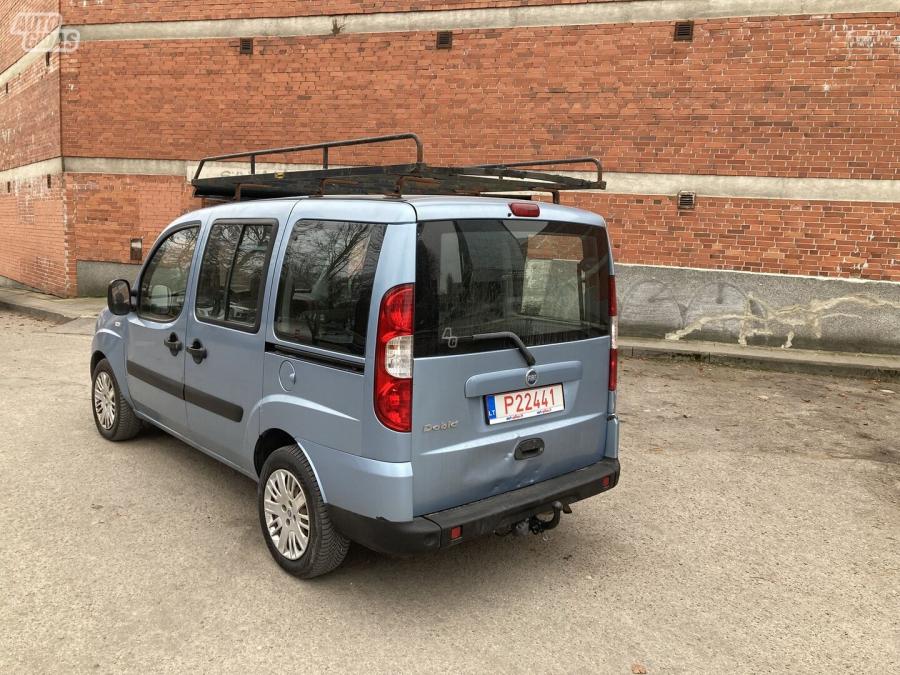 Blue Fiat Doblo 2007 in Vilnius, with an engine capacity of 1.40 L and mileage of 225 thousand km for 2200 €, photo 1 on AUTOMOTO.COM.LV