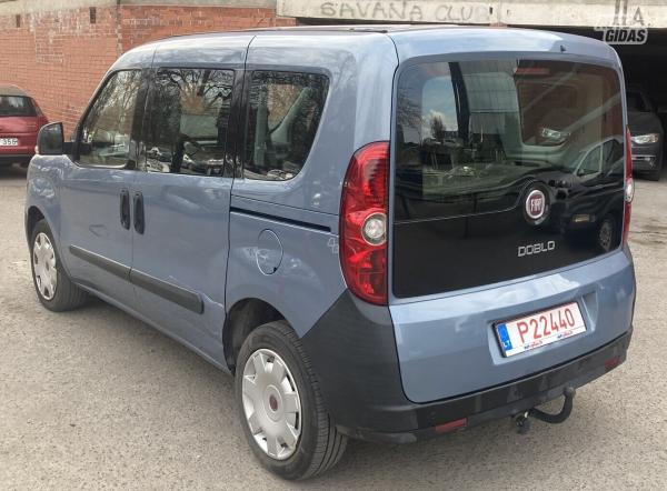 Blue Fiat Doblo 2010 in Vilnius, with an engine capacity of 1.40 L and mileage of 202 thousand km for 3599 €, photo 4 on AUTOMOTO.COM.LV