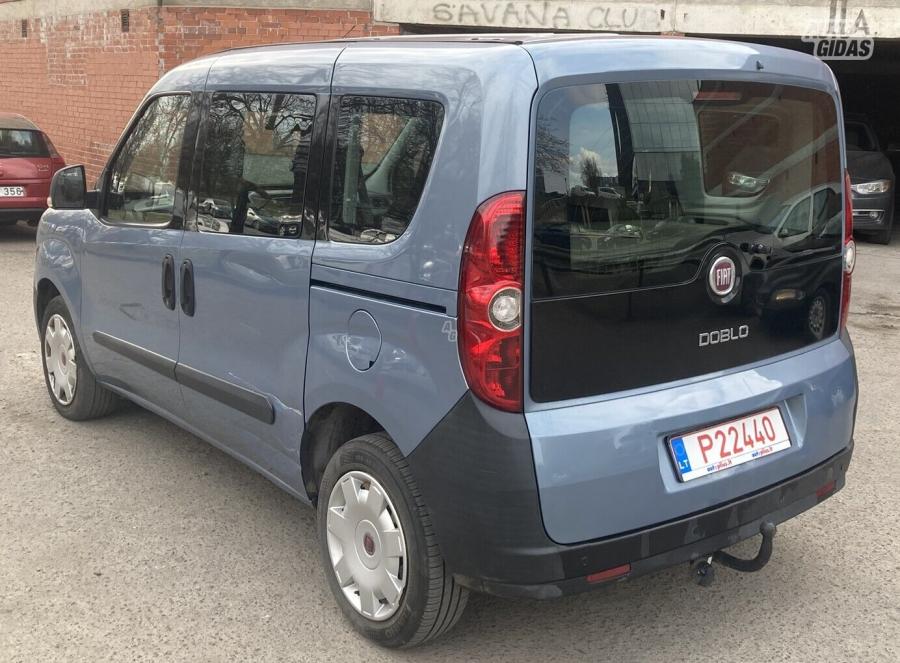 Zils Fiat Doblo 2010 Viļņa, ar dzinēja tilpumu 1.40 L un nobraukumu 202 tūkst. km par 3599 €, foto 5 vietnē AUTOMOTO.COM.LV