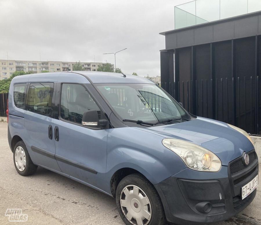 Blue Fiat Doblo 2010 in Vilnius, with an engine capacity of 1.40 L and mileage of 202 thousand km for 3199 €, photo 3 on AUTOMOTO.COM.LV