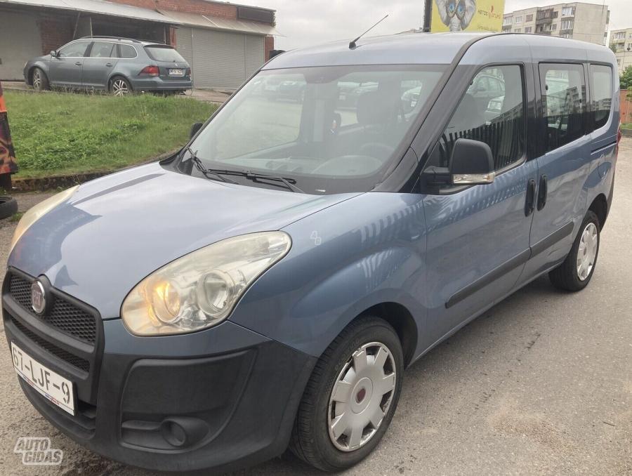 Blue Fiat Doblo 2010 in Vilnius, with an engine capacity of 1.40 L and mileage of 202 thousand km for 3199 €, photo 5 on AUTOMOTO.COM.LV