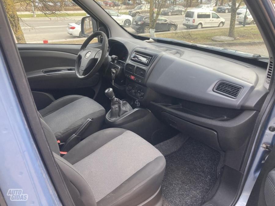 Blue Fiat Doblo 2010 in Vilnius, with an engine capacity of 1.40 L and mileage of 202 thousand km for 3199 €, photo 6 on AUTOMOTO.COM.LV