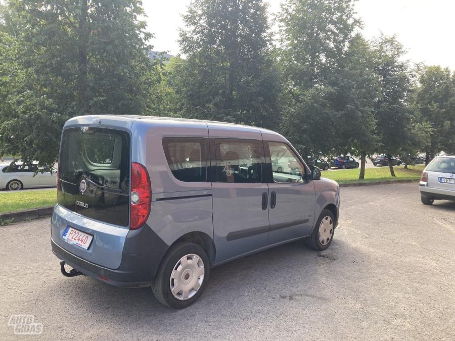 Blue Fiat Doblo 2010 in Vilnius, with an engine capacity of 1.40 L and mileage of 202 thousand km for 2999 €, photo 5 on AUTOMOTO.COM.LV