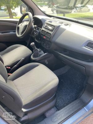 Blue Fiat Doblo 2010 in Vilnius, with an engine capacity of 1.40 L and mileage of 202 thousand km for 2999 €, photo 8 on AUTOMOTO.COM.LV