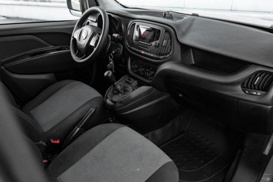 Zils Fiat Doblo 2017 Rīga, ar dzinēja tilpumu 1.30 L un nobraukumu 194 tūkst. km par 4900 €, foto 15 vietnē AUTOMOTO.COM.LV