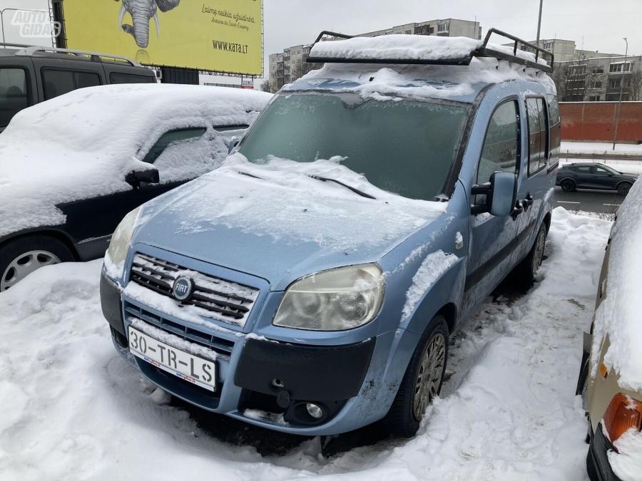 Blue Fiat Doblo 2007 in Vilnius, with an engine capacity of 1.40 L and mileage of 225 thousand km for 2200 €, photo 3 on AUTOMOTO.COM.LV