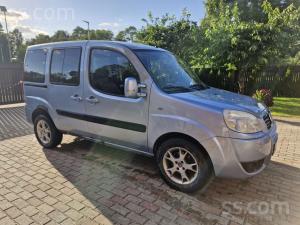 Blue Fiat Doblo 2009 in Bauska, with an engine capacity of 1.30 L and mileage of 178 thousand km for 1300 €, photo  on AUTOMOTO.COM.LV