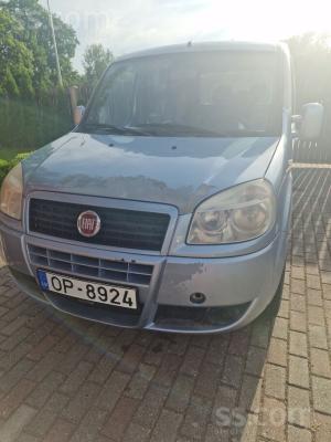 Blue Fiat Doblo 2009 in Bauska, with an engine capacity of 1.30 L and mileage of 178 thousand km for 1300 €, photo 8 on AUTOMOTO.COM.LV