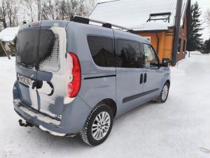 Blue Fiat Doblo 2014 in Pasvalys, with an engine capacity of 1.60 L and mileage of 318 thousand km for 3600 €, photo 3 on AUTOMOTO.COM.LV