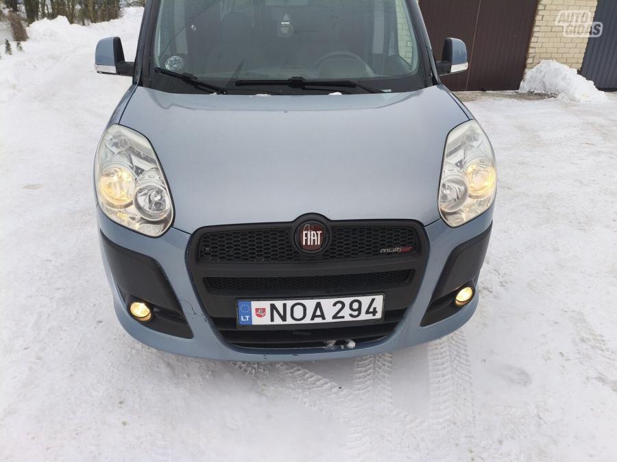 Blue Fiat Doblo 2014 in Pasvalys, with an engine capacity of 1.60 L and mileage of 318 thousand km for 3600 €, photo 5 on AUTOMOTO.COM.LV