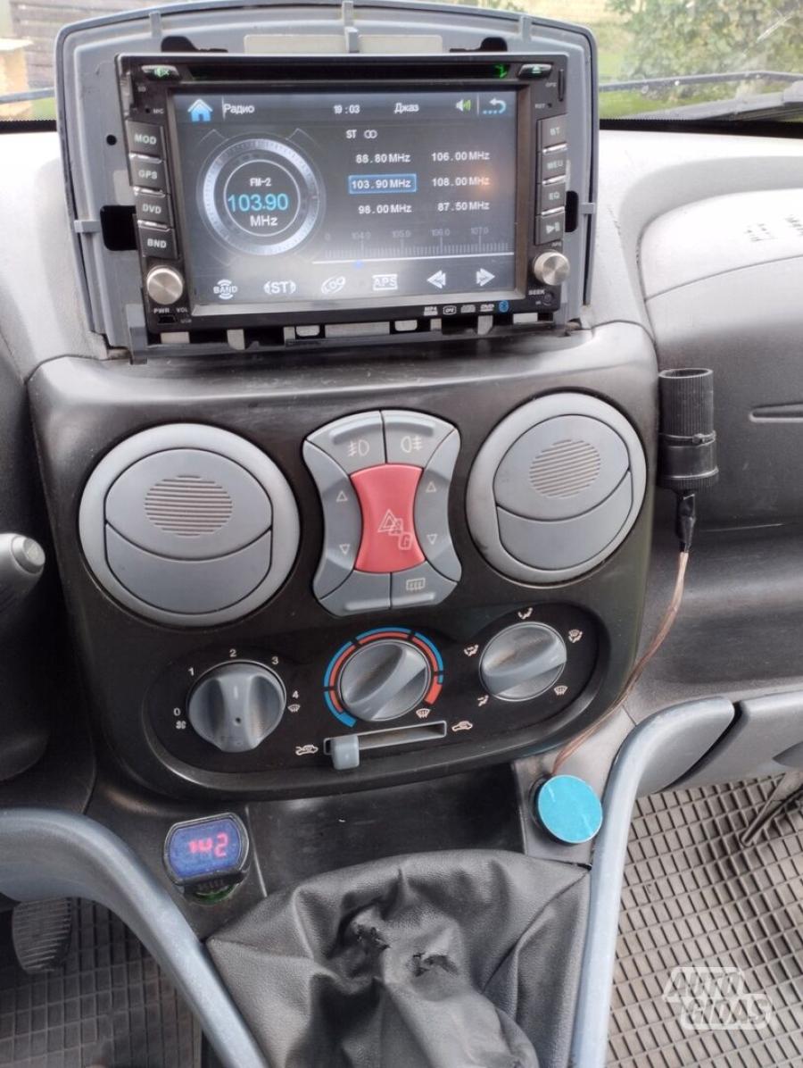 Zils Fiat Doblo 2004 Viļņa, ar dzinēja tilpumu 1.90 L un nobraukumu 375 tūkst. km par 1300 €, foto 12 vietnē AUTOMOTO.COM.LV