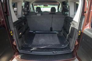 Brūns Fiat Doblo 2010 Liepāja, ar dzinēja tilpumu 1.30 L un nobraukumu 248 tūkst. km par 3900 €, foto 11 vietnē AUTOMOTO.COM.LV