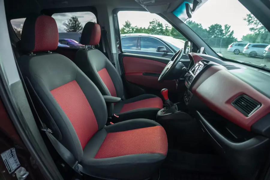 Brūns Fiat Doblo 2010 Liepāja, ar dzinēja tilpumu 1.30 L un nobraukumu 248 tūkst. km par 3900 €, foto 14 vietnē AUTOMOTO.COM.LV