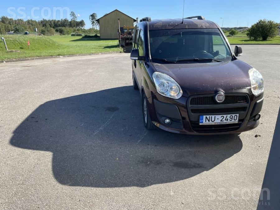 Brūns Fiat Doblo 2010 Ventspils, ar dzinēja tilpumu 1.30 L un nobraukumu 247 tūkst. km par 3200 €, foto 1 vietnē AUTOMOTO.COM.LV