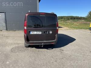 Brūns Fiat Doblo 2010 Ventspils, ar dzinēja tilpumu 1.30 L un nobraukumu 247 tūkst. km par 3200 €, foto 3 vietnē AUTOMOTO.COM.LV