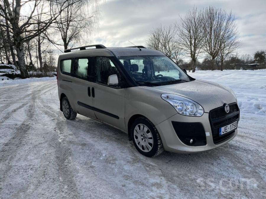 Brown Fiat Doblo 2013 in Talsi, with an engine capacity of 2.00 L and mileage of 319 thousand km for 2195 €, photo 3 on AUTOMOTO.COM.LV