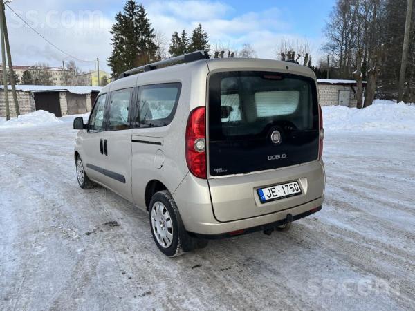 Brūns Fiat Doblo 2013 Talsi, ar dzinēja tilpumu 2.00 L un nobraukumu 319 tūkst. km par 2195 €, foto 4 vietnē AUTOMOTO.COM.LV
