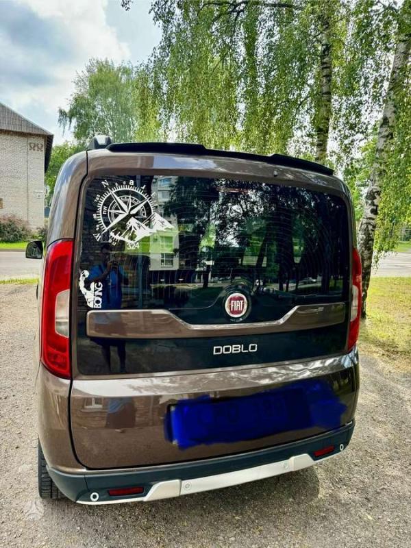 Brūns Fiat Doblo 2016 Viļņa, ar dzinēja tilpumu 1.60 L un nobraukumu 269 tūkst. km par 8650 €, foto 7 vietnē AUTOMOTO.COM.LV