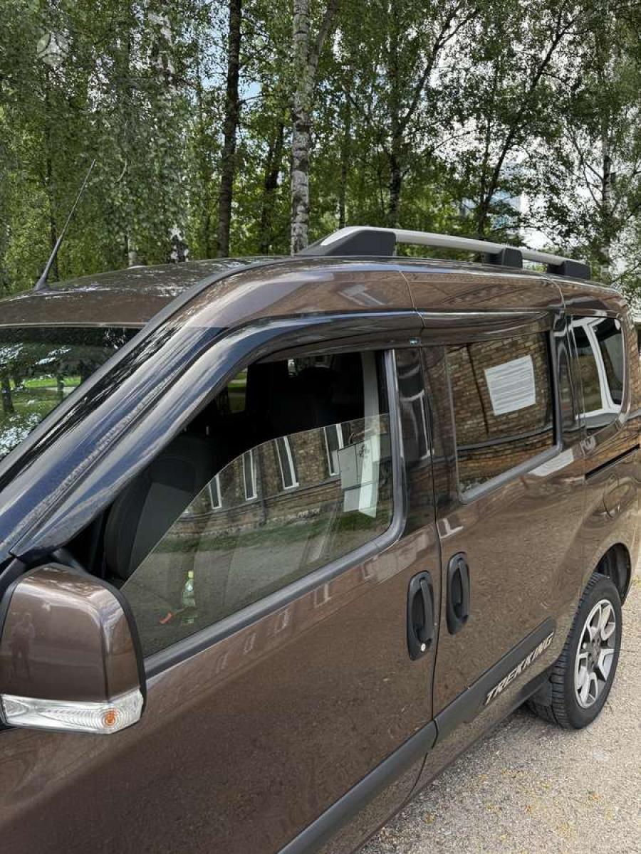 Brūns Fiat Doblo 2016 Viļņa, ar dzinēja tilpumu 1.60 L un nobraukumu 269 tūkst. km par 8650 €, foto 9 vietnē AUTOMOTO.COM.LV