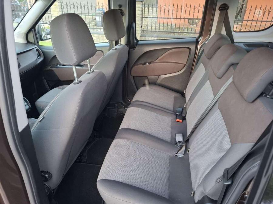 Brūns Fiat Doblo 2018 Viļņa, ar dzinēja tilpumu 1.60 L un nobraukumu 190 tūkst. km par 8350 €, foto 12 vietnē AUTOMOTO.COM.LV