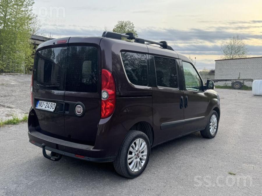 Brown Fiat Doblo 2010 in Kuldiga, with an engine capacity of 1.30 L and mileage of 244 thousand km for 3850 €, photo 5 on AUTOMOTO.COM.LV