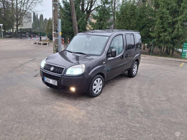 Grey Fiat Doblo 2008 in Vilnius, with an engine capacity of 1.91 L and mileage of 345 thousand km for 1200 €, photo 1 on AUTOMOTO.COM.LV