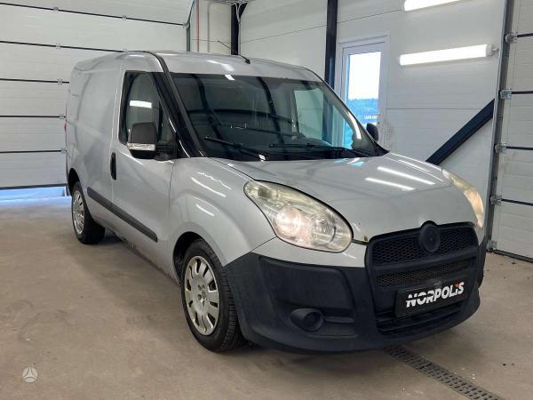 Pelēks Fiat Doblo 2014 Viļņa, ar dzinēja tilpumu 1.25 L un nobraukumu 347 tūkst. km par 999 €, foto 1 vietnē AUTOMOTO.COM.LV