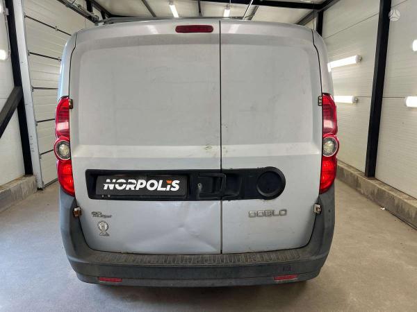 Pelēks Fiat Doblo 2014 Viļņa, ar dzinēja tilpumu 1.25 L un nobraukumu 347 tūkst. km par 999 €, foto 3 vietnē AUTOMOTO.COM.LV