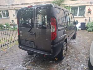 Pelēks Fiat Doblo 2008 Viļņa, ar dzinēja tilpumu 1.91 L un nobraukumu 230 tūkst. km par 2600 €, foto 5 vietnē AUTOMOTO.COM.LV