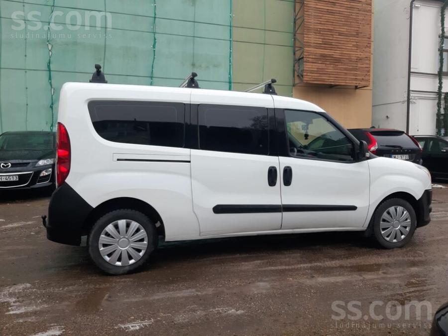 Grey Fiat Doblo 2014 in Daugavpils, with an engine capacity of 1.60 L and mileage of 0 thousand km for 4300 €, photo 4 on AUTOMOTO.COM.LV