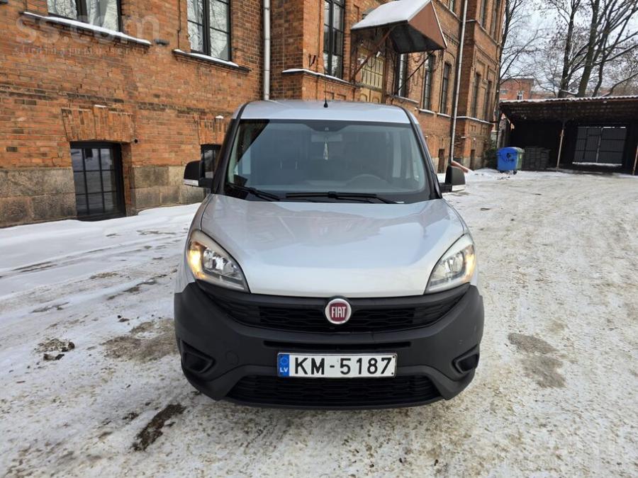Grey Fiat Doblo 2016 in Daugavpils, with an engine capacity of 1.30 L and mileage of 169 thousand km for 5600 €, photo 3 on AUTOMOTO.COM.LV