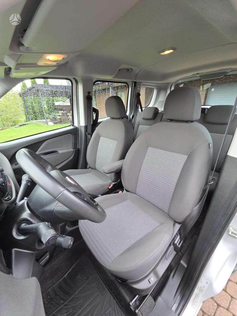Grey Fiat Doblo 2019 in Radviliskis, with an engine capacity of 1.37 L and mileage of 138 thousand km for 8800 €, photo 16 on AUTOMOTO.COM.LV