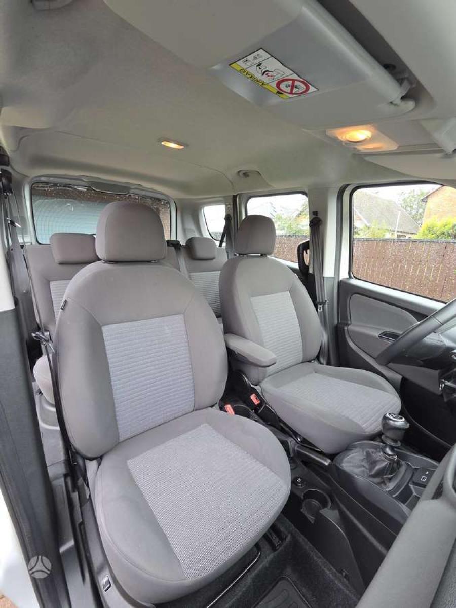Grey Fiat Doblo 2019 in Radviliskis, with an engine capacity of 1.37 L and mileage of 138 thousand km for 8800 €, photo 20 on AUTOMOTO.COM.LV