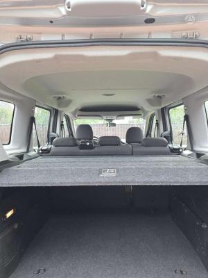 Grey Fiat Doblo 2019 in Radviliskis, with an engine capacity of 1.37 L and mileage of 138 thousand km for 8800 €, photo 23 on AUTOMOTO.COM.LV