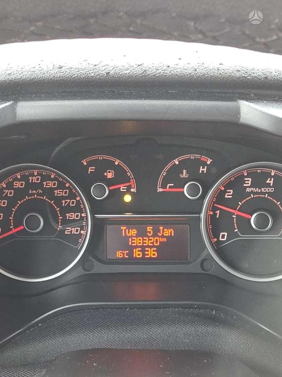 Grey Fiat Doblo 2019 in Radviliskis, with an engine capacity of 1.37 L and mileage of 138 thousand km for 8800 €, photo 27 on AUTOMOTO.COM.LV