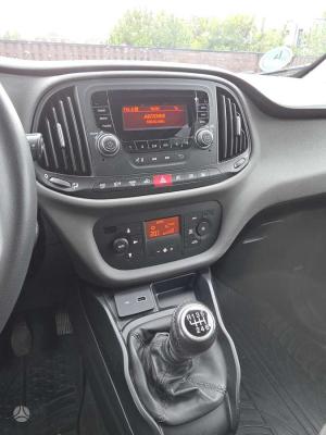 Grey Fiat Doblo 2019 in Radviliskis, with an engine capacity of 1.37 L and mileage of 138 thousand km for 8800 €, photo 28 on AUTOMOTO.COM.LV