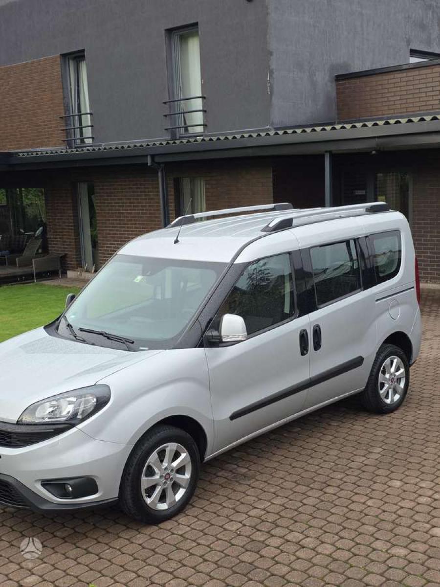 Grey Fiat Doblo 2019 in Radviliskis, with an engine capacity of 1.37 L and mileage of 138 thousand km for 8800 €, photo 31 on AUTOMOTO.COM.LV