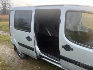 Pelēks Fiat Doblo 2010 Tukums, ar dzinēja tilpumu 1.90 L un nobraukumu 191 tūkst. km par 4990 €, foto 15 vietnē AUTOMOTO.COM.LV